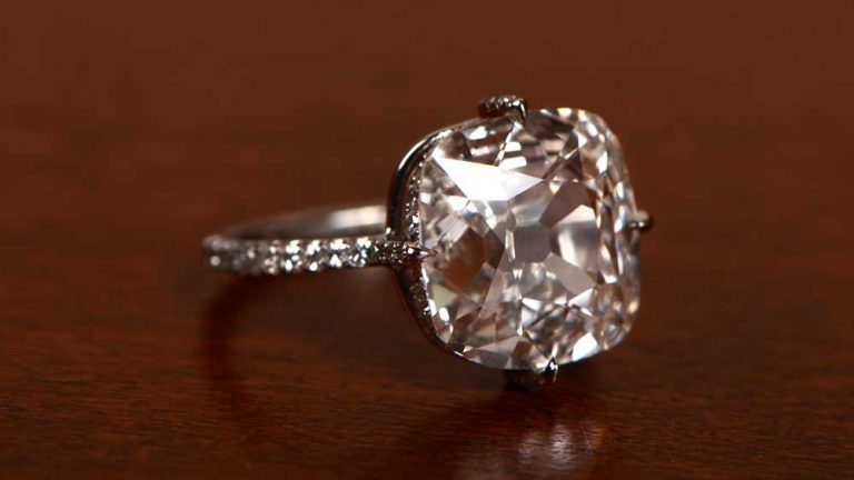 16 Types of Engagement Ring Settings and Styles - Estate Diamond Jewelry