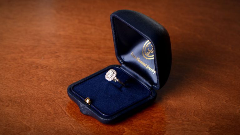 Benjamin's Expert Guide to Buying a K Color Diamond