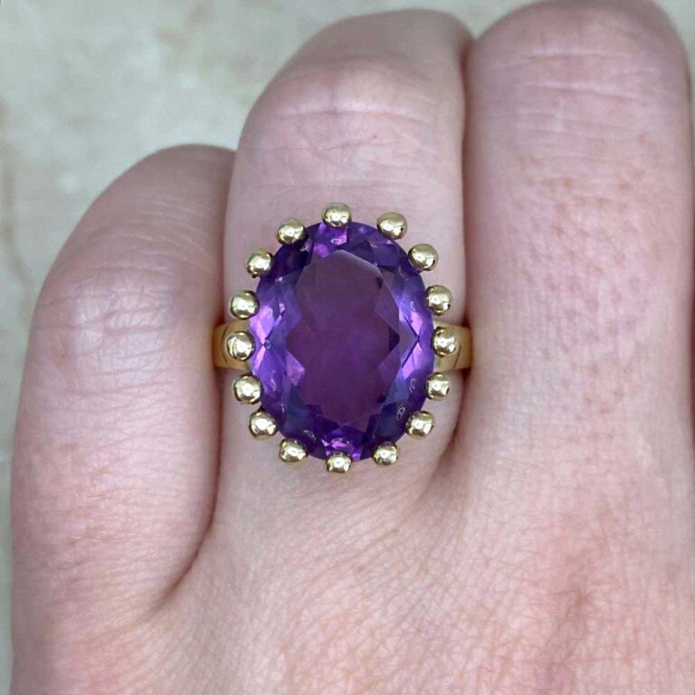 Vintage 7ct Amethyst Tresta Ring. Circa 1970 - EDJ