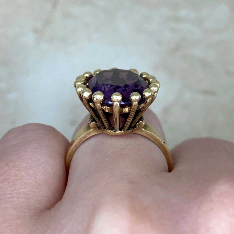 Vintage 7ct Amethyst Tresta Ring. Circa 1970 - EDJ