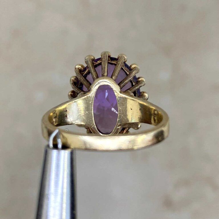Vintage 7ct Amethyst Tresta Ring. Circa 1970 - EDJ
