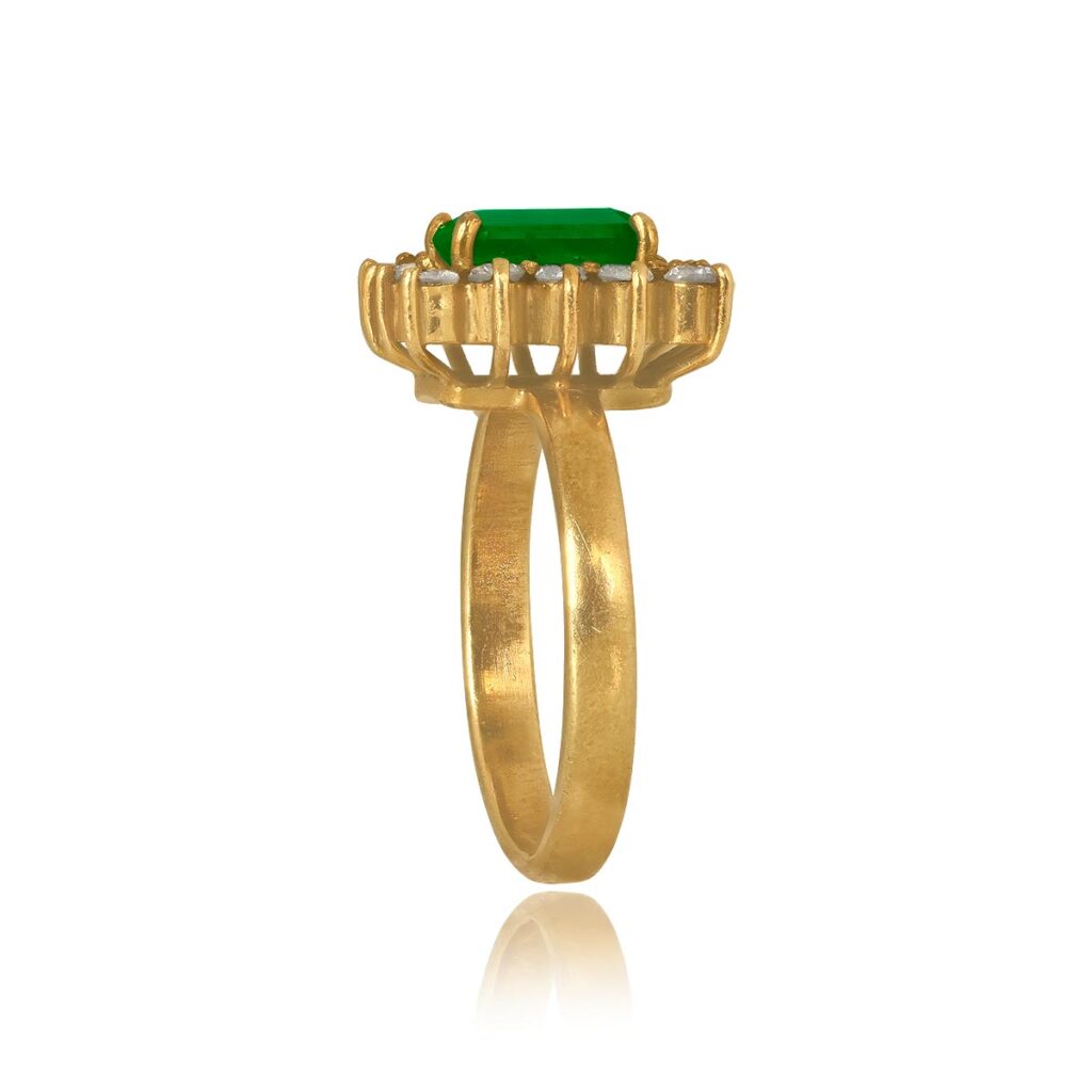 What Is A Cocktail Ring? - Estate Diamond Jewelry
