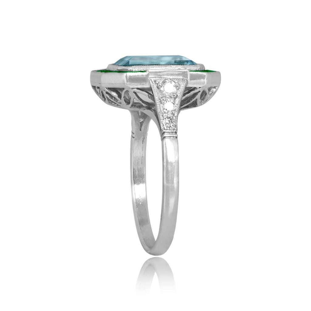 What Is A Cocktail Ring? - Estate Diamond Jewelry